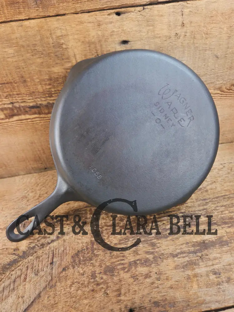 The Classic! 1930's Wagner Ware #8 Cast Iron Skillet with Stylized Log ...